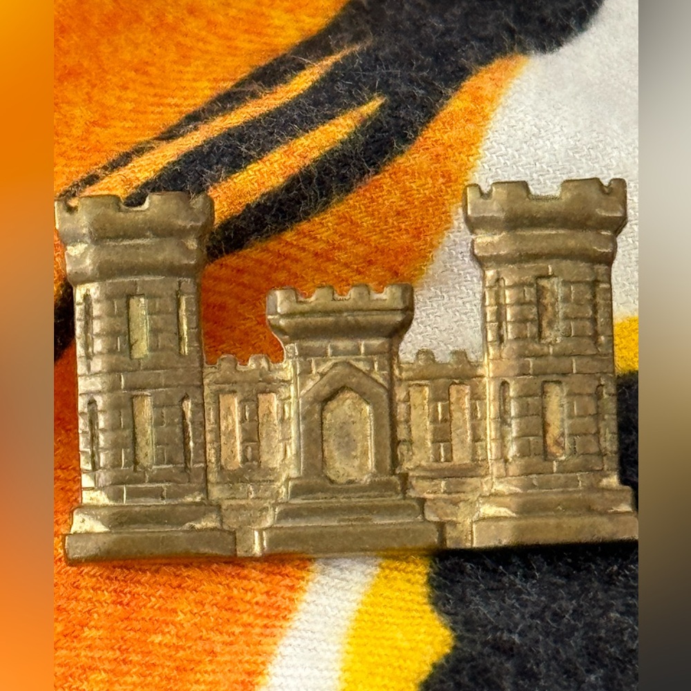 Ww2 Castle Gate Army Corps Engineer Officer Tie Pin - Gem